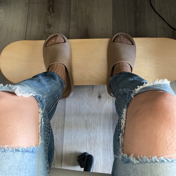 Desk Footrest - Rocking Footstool - Office Foot Rest - Work From Home ...