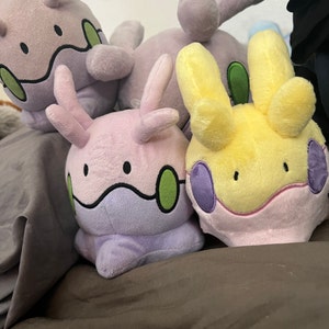 Ribombee Handmade Custom Keychain Plush Pokemon Sun and Moon - Etsy