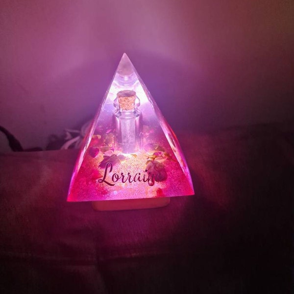 MINI MEMORIAL LAMP// Custom Light up Resin Pyramid, Cremains Memorial ...