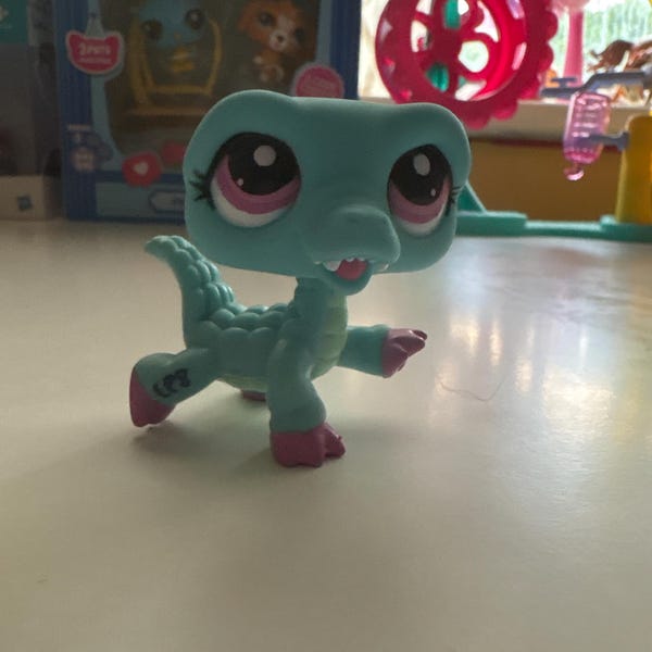 LPS Littlest Pet Shop Advent Calendar Collie Dog 1676 Hasbro Authentic ...