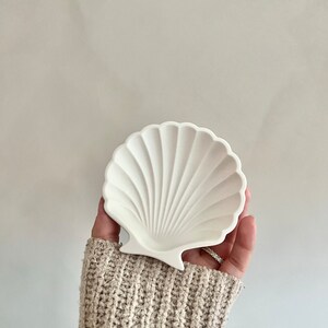 Conch Shell Ring Dish, Trinket Tray, Jewelry Storage, Coastal Aesthetic ...