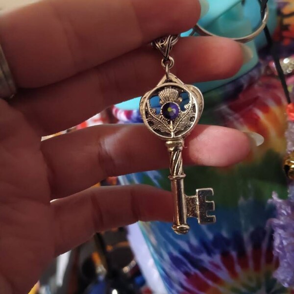 Outlander Scottish Thistle Scotland Celtic Key Knot Silver Purple Chain ...