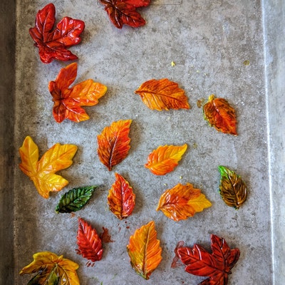 LARGE LEAVES MOLD, Leaf Shaped Fondant Mold, 10 Cavity Mold, Woodland ...