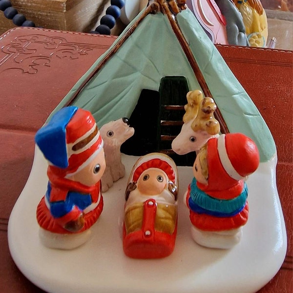 Saami Nativity Scene Handmade in Clay 1 Block 3.1x2.2x2.8 High, Finland ...