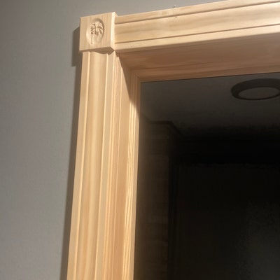 Tudor Rose Engraving Trim Wood, Corner Trim Block, Door Trim Block ...