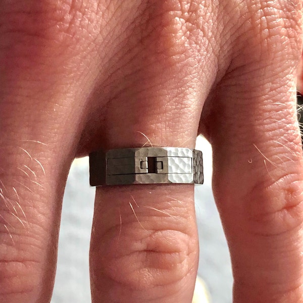 CP4 Hinged Titanium Mens Wedding Ring for Active Lifestyles - Etsy