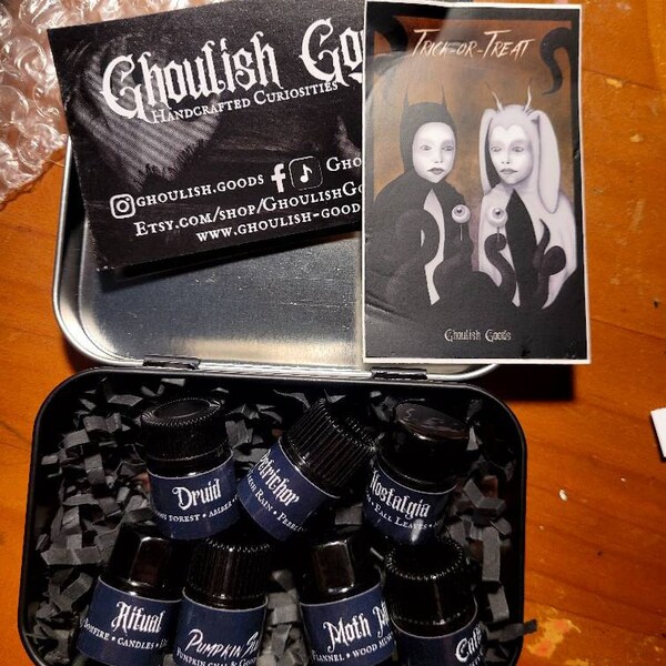 VAMPIRE BLOOD Goth Perfume Oil Alternative Unique Fragrance Mahogany ...