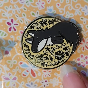 Forest Rabbit Hard Enamel Pin, Kawaii Rabbit Enamel Pin, Cute Rabbit ...
