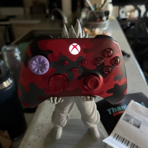 Nemesis Resident Evil Controller Stand Controller Holder - Etsy