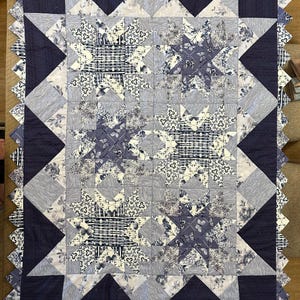 Quick and Easy Lap Quilt, Layer Cake and Beginner Friendly Printed Copy ...