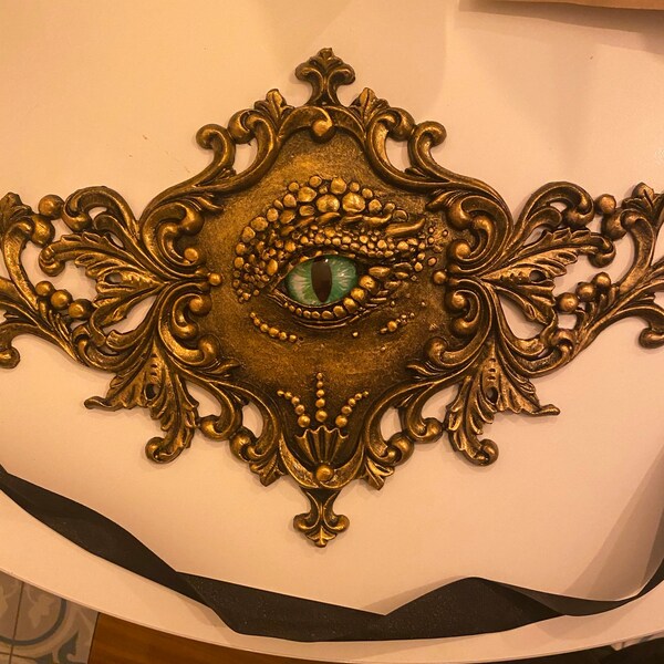 Gold 'oculus Draconis' Filigree Belt Ornate Baroque Dragon Eye Metallic ...