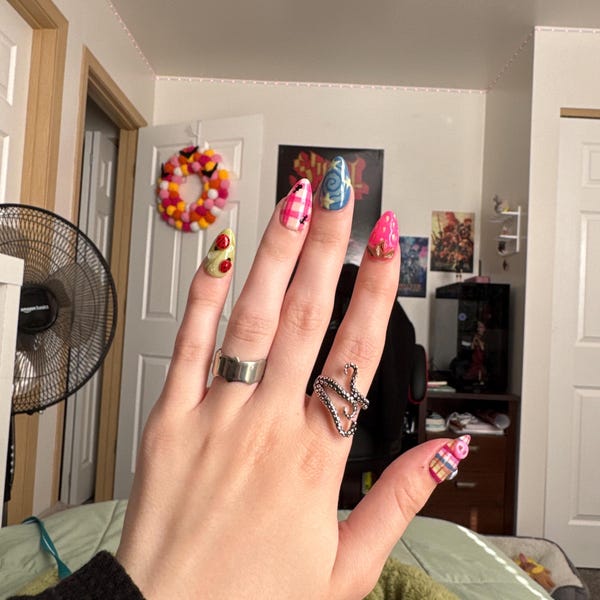 Giorno Giovanna Nails //press on Nails//cute Nails//anime Nails //JJBA ...