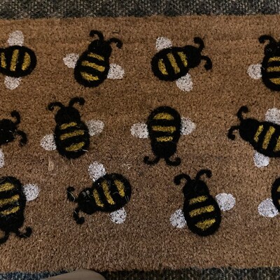 Bee Doormat, Cute Welcome Mat, Housewarming Gift, Bumble Bee Decor ...