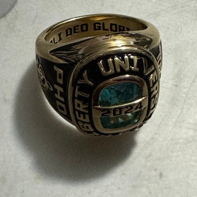 Customizable Class Ring for Women, Exclulsive Design With Heart and ...