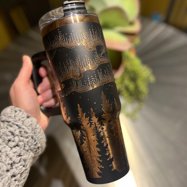 Studded Holographic Skeleton Tumbler/starbucks Skeleton Beverage Mug ...