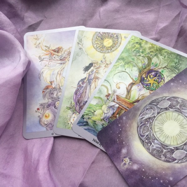 Deep Purple Tarot Cloth - Altar Cloth - Hand Dyed 20"x20"...100% Silk ...