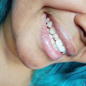 18k Gold LOGO Tooth Gems - Etsy