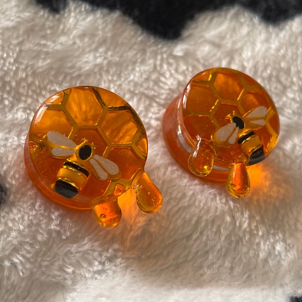 Honey Bee Plugs 19mm-25mm With Bee's Honeycombs, Dripping Honey, Pair ...