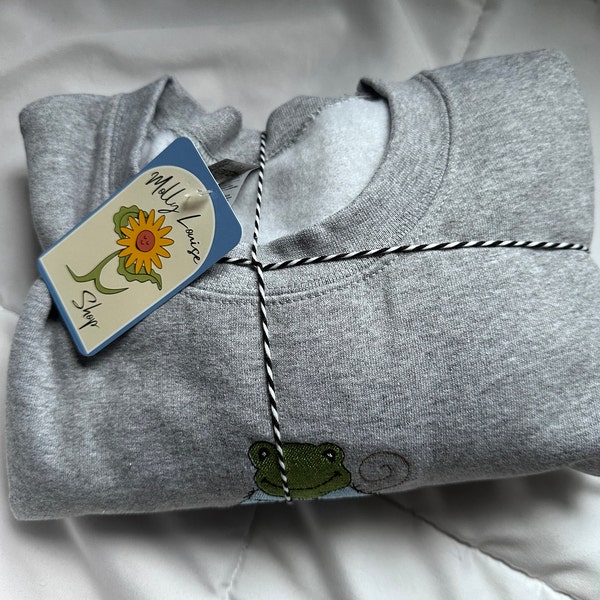 Embroidered Frog Crewneck L Comfy Frog Sweatshirt - Etsy