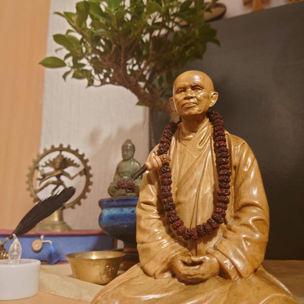 Happy Buddha Laughing Buddha Statue, Maitreya Buddha, Wooden Buddha ...