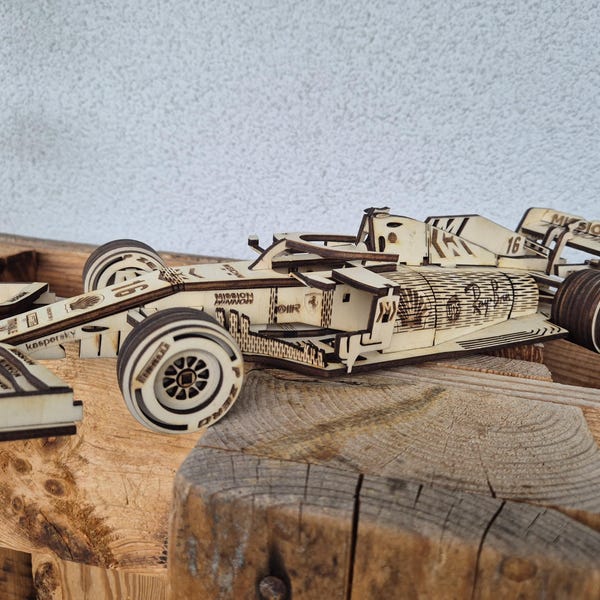 Ferrari SF 1000 3mm CNC cortado a laser, arquivos DXF, AI, CDR, PDF ...