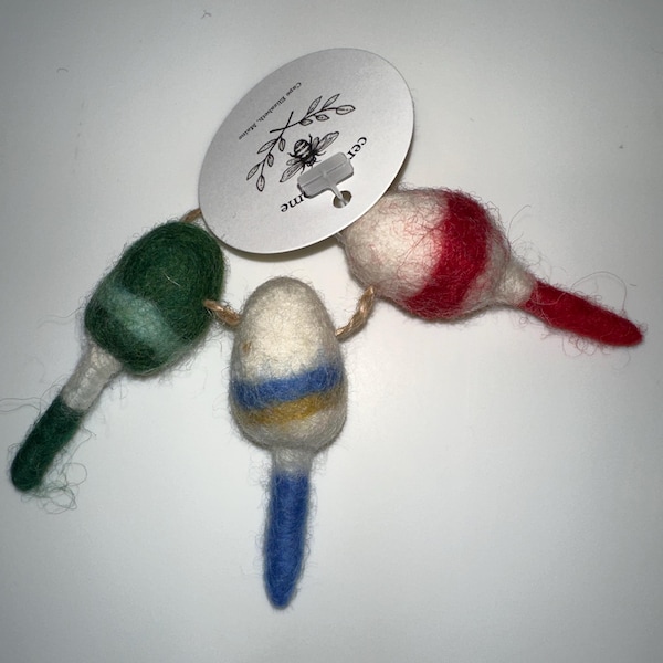 Felted Wool Yellow Lab maisie W BROWN or PINK Nose & Tennis Ball ...