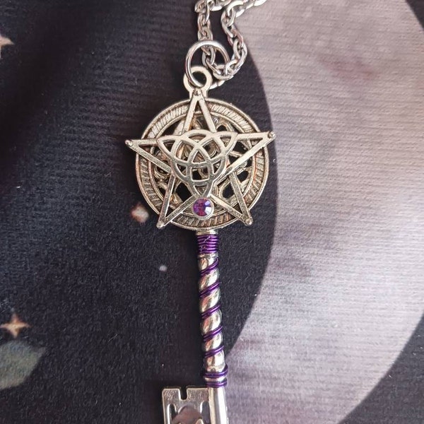 Pentacle Key Pendant / Wiccan Jewelry / Pagan Jewelry - Etsy