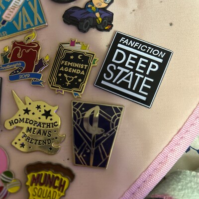 Epee Fencing Blade / Sword Hard Enamel Pin - Etsy