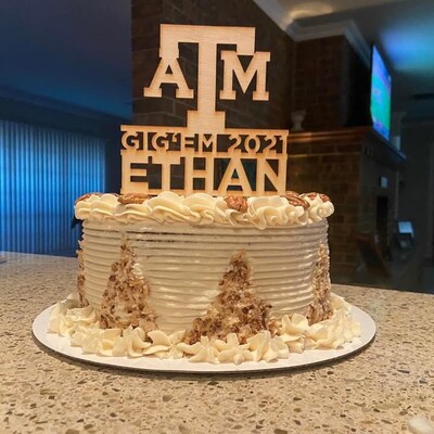 Personalized College Cake Topper, Graduation Gift, University of ...