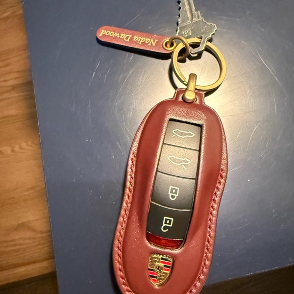 Vinfast VF8 Key Fob Cover, Personalized Leather for Vinfast VF6 VF7 VF8 ...