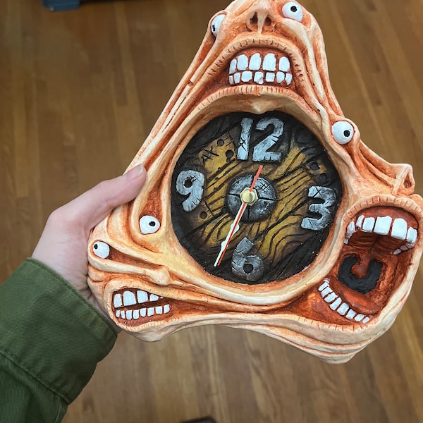 3 Headed Triangle Wall Clock - Etsy