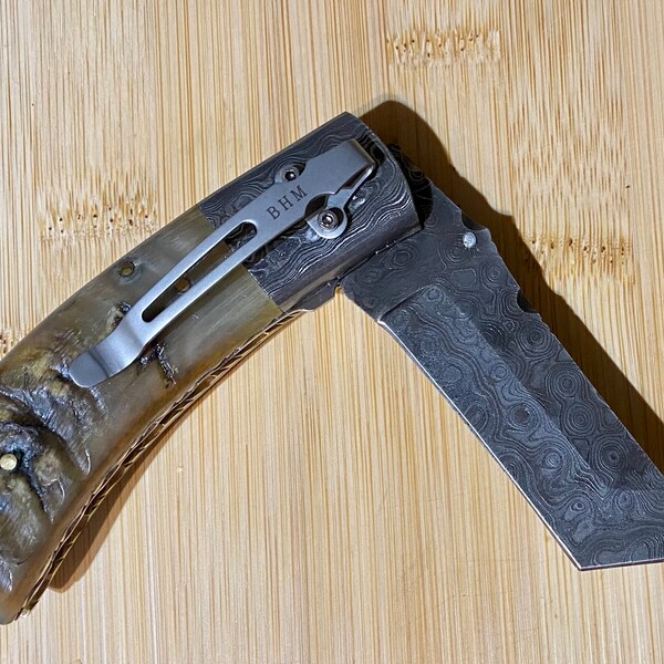 Damascus Folding Knife: Hand-carved Jesus Crucifixion Theme, Brass ...