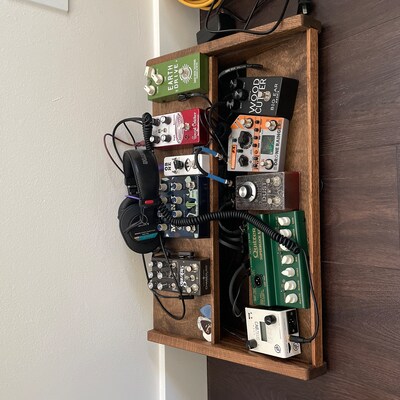 Vertical Desktop Pedalboard / Effects Pedal Stand / Guitar - Etsy