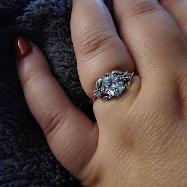 Moissanite Cluster Engagement Ring, Unique Vintage Leaf Fantasy Gold ...