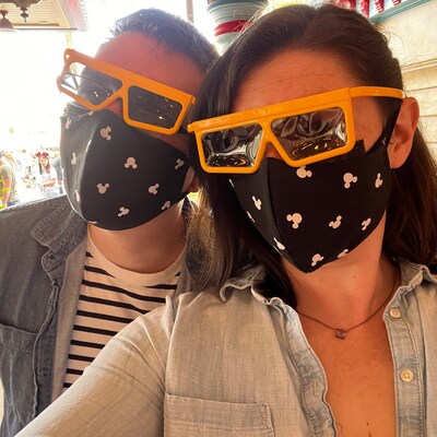 Mickey Mouse Disney Contoured Fitted Face Mask Lightweight - Etsy