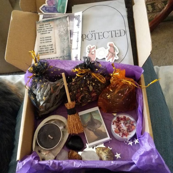 Witchy Spa & Relaxation Gift Box, Self Care Box, Moon Gift Set, Witch ...