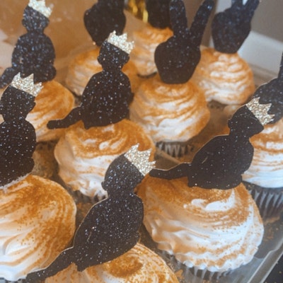 Deuces Cupcake Toppers, Two Legit to Quit Party Supplies, 90s Hip Hop ...