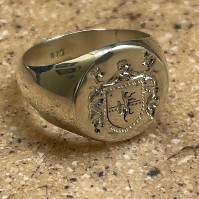 Custom Oval Family Coat of Arms Rings, Personalzied Ring, Special ...
