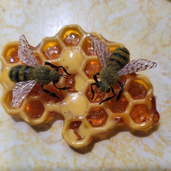 Realistic Fake Bee Figurine, Honeybee Miniature, Plant Decorations Set ...