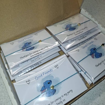 Funny Car Sticker Fuel Cap Gas Cap Car Sticker Yellow Tail Cute Pika ...