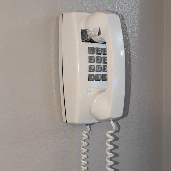 Restored Vintage Western Electric Model 500 Rotary (pulse) Dial Green ...