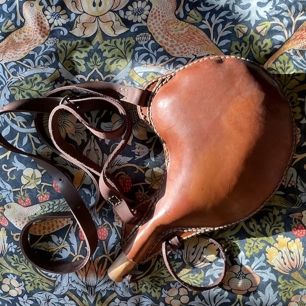 Waterskin 1,2l / Leather Canteen, Leather Bottle, Flask, Waterskin for ...