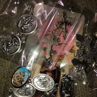 Lot of 4 Silver Tone Made Crucifix for Rosary Cross or Jewelry Cross ...