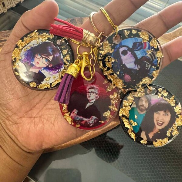 NFC Keychain, Scannable Keychain, Social Media Keychain, Influencer ...