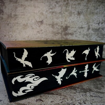 ACOTAR Custom Sprayed Edges - Etsy