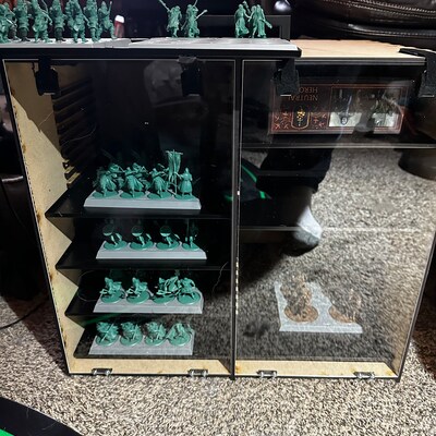 Magcase XL 2.0 MDF Magnetic Carrying Case / Display Case for Miniatures ...