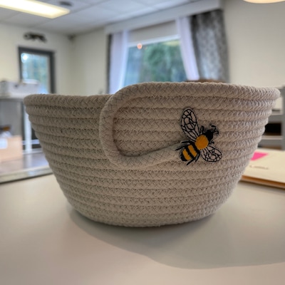 Bee Keeper Gift Basket, Minimalist Sourdough Proofing Bowl, Honey Bee ...