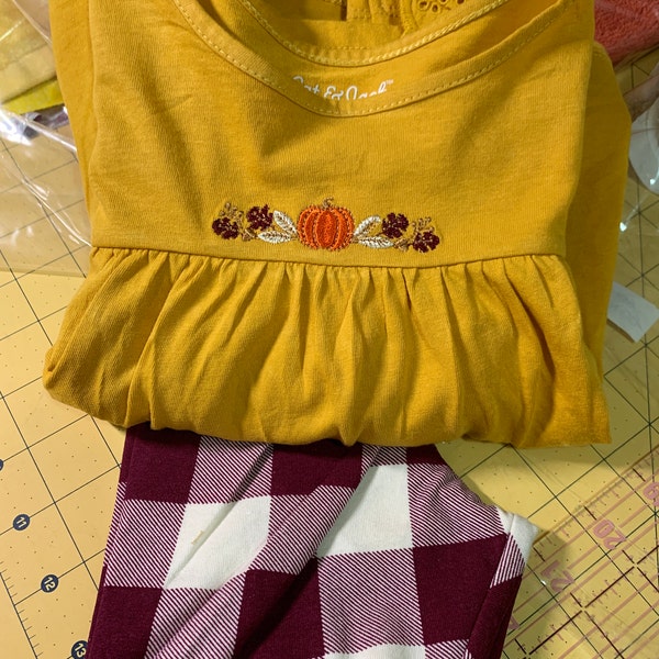 Fall Pumpkin - Machine Embroidery Design, Autumn Leaf Border Embroidery ...