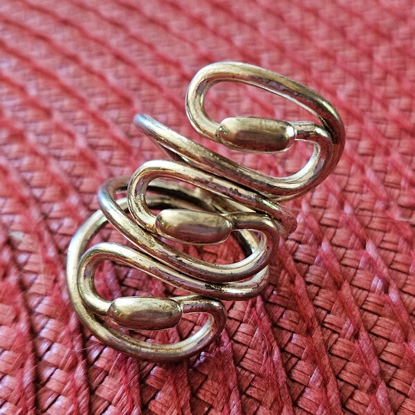 Grey Linen Stackable Riser Set of 6 From 1-1/4" to 6-1/4" High (DIS7513 ...