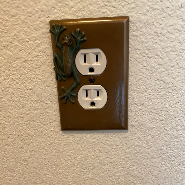 Tree Frog Outlet Cover - Etsy